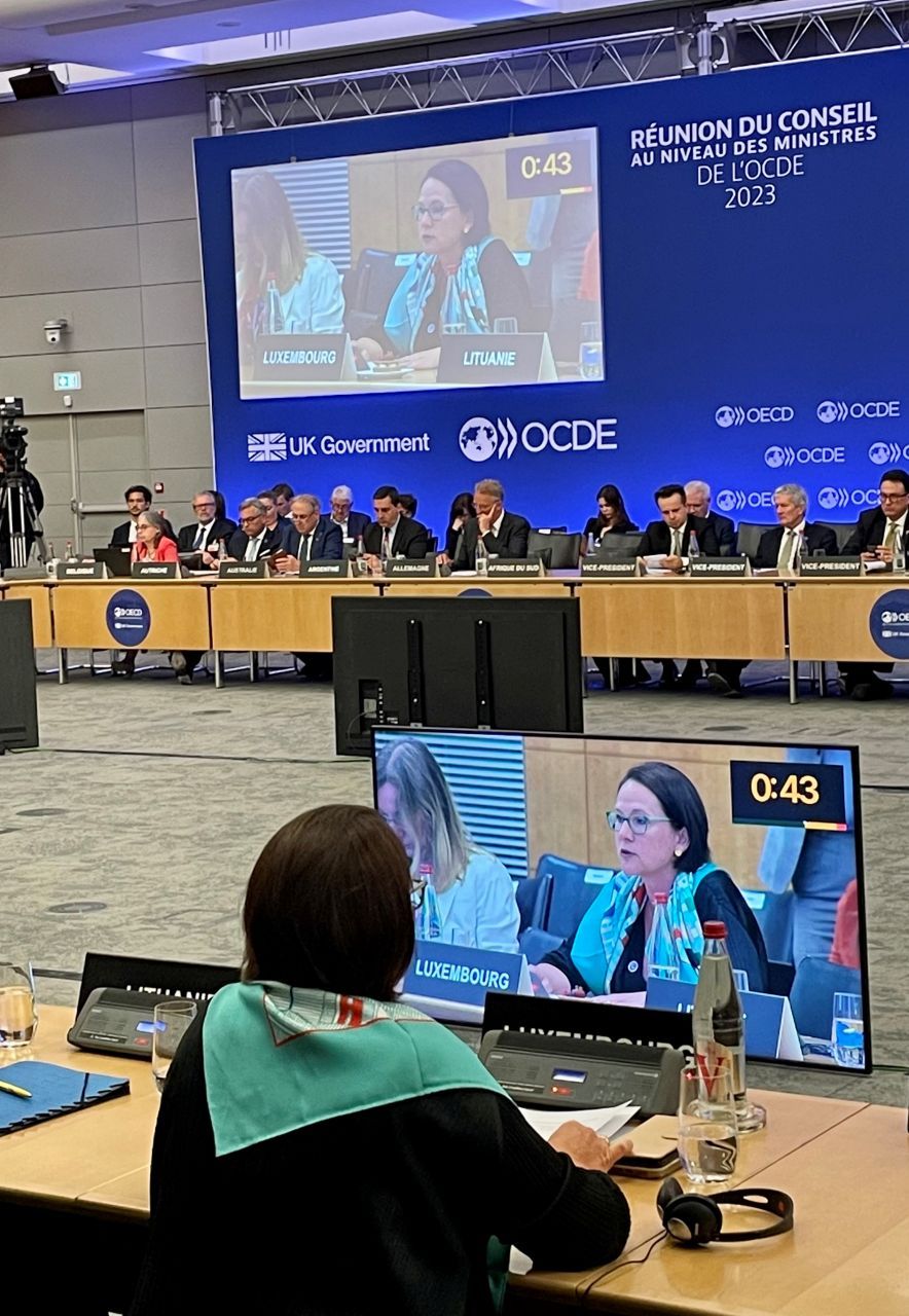 Yuriko Backes à la Réunion du Conseil au niveau des Ministres de l'OCDE ...